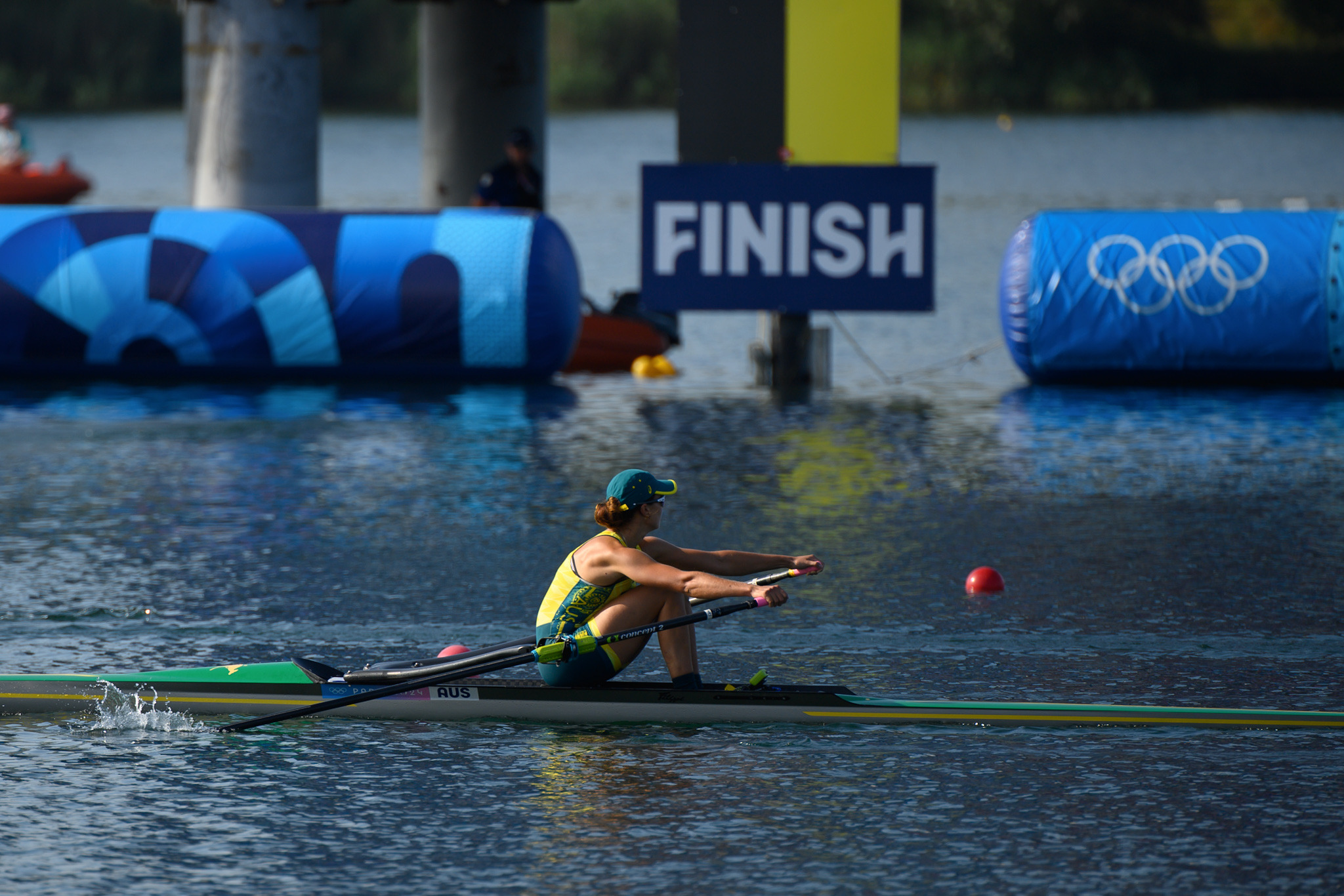 Tara Rigney, Eights, turn in brave rows to close out Olympic regatta